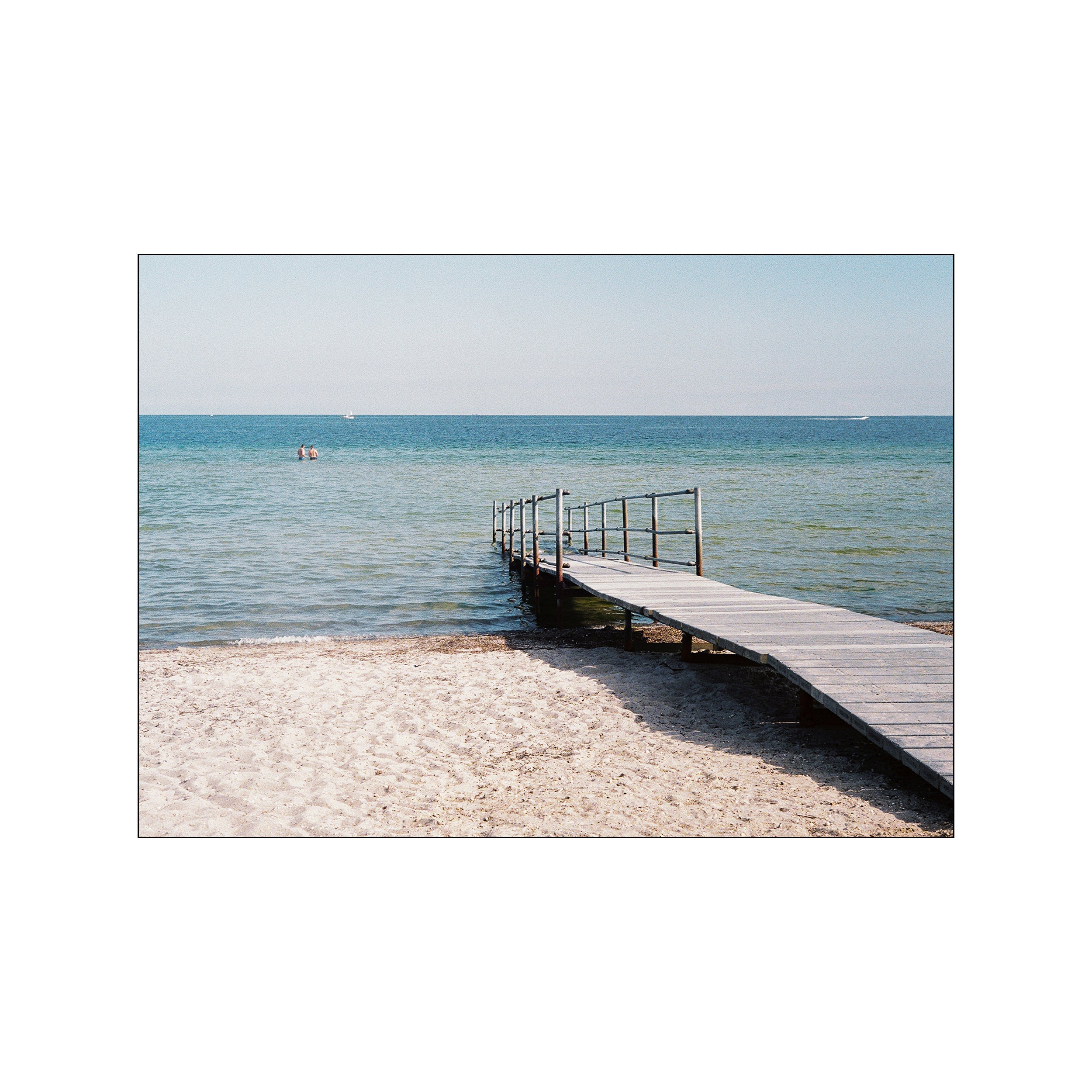 Escape – Poster & Frame Art Group